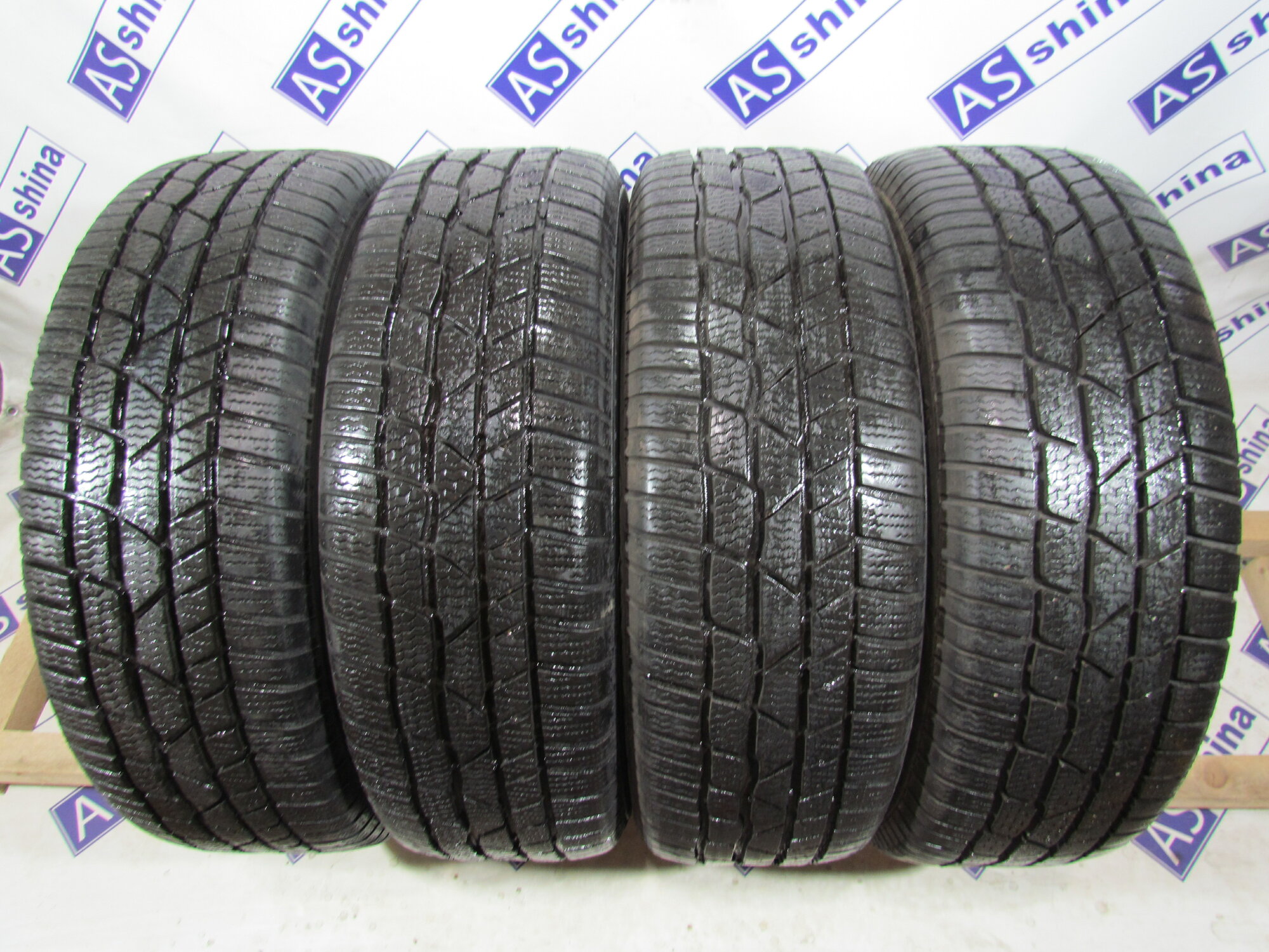 Continental ContiWinterContact TS 830P 215 60 R17 зимние БУ шины износ до 5% , артикул 0019689