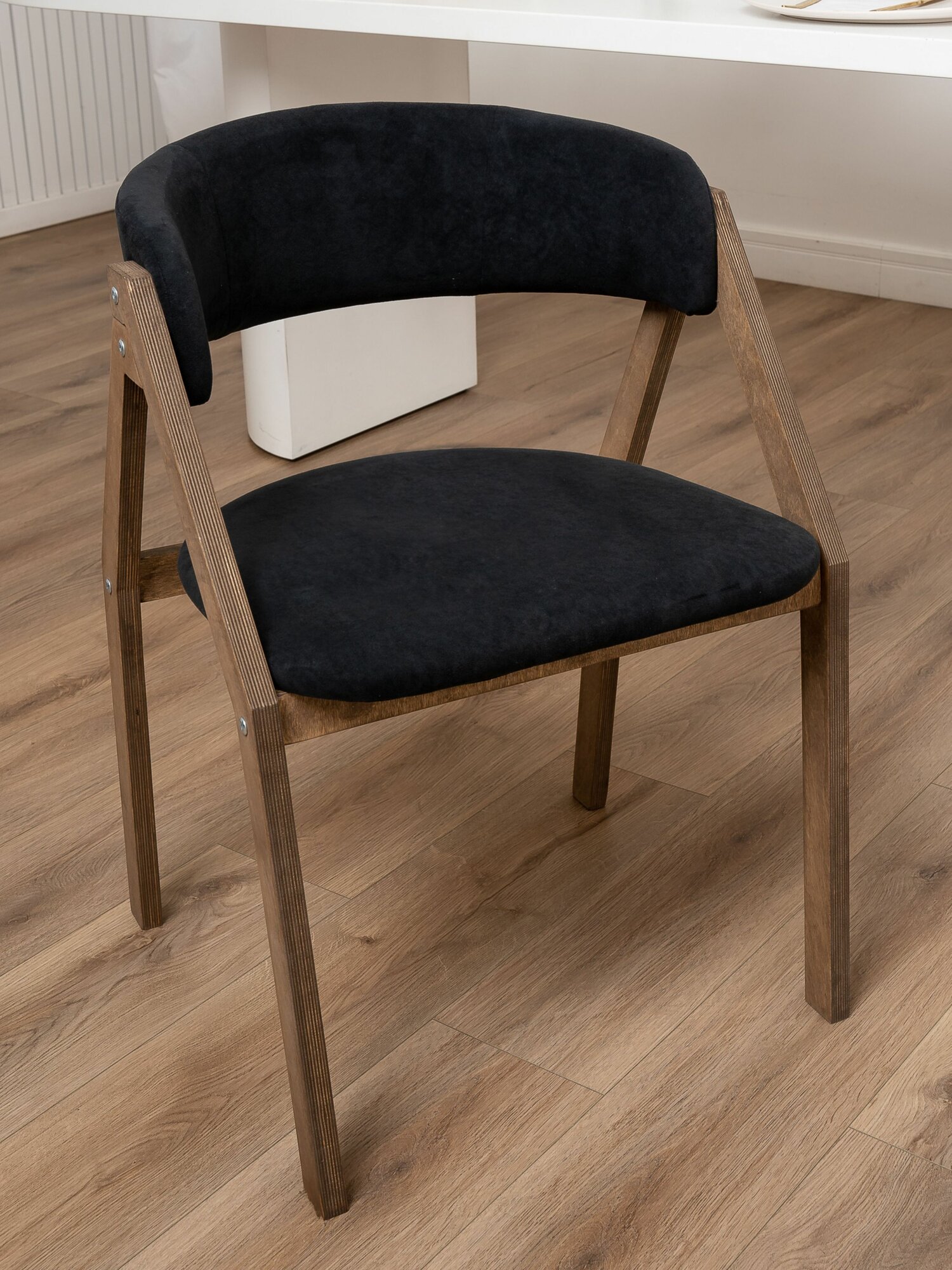 Стул кухонный со спинкой мягкий деревянный, кресло для обеденной зоны, 1 шт, антивандальный велюр, Черный