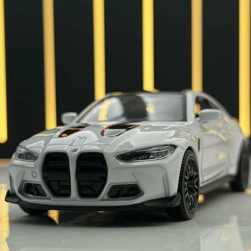 Модель автомобиля BMW M4 коллекционная металлическая игрушка масштаб 1:24 белый