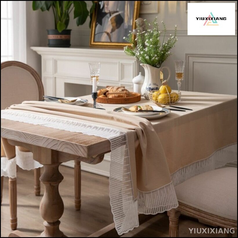 Эксклюзивная скатерть однотонная выполнена из французского кружева,100×140cm