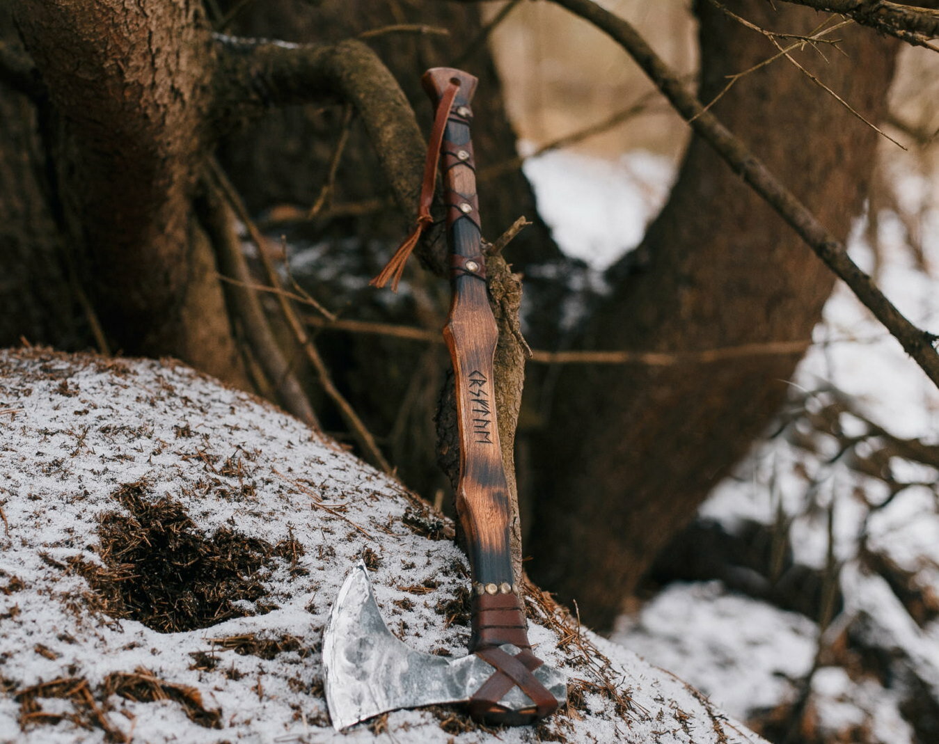 Топор кованый Варяг