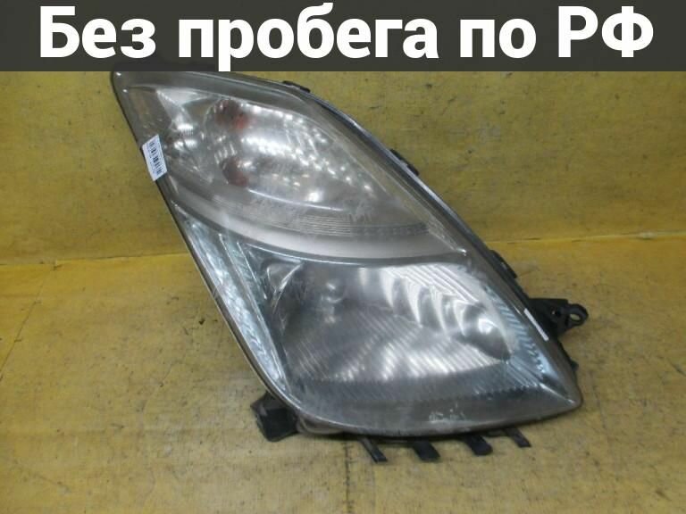 Фара Право с пробегом Toyota Prius NHW20