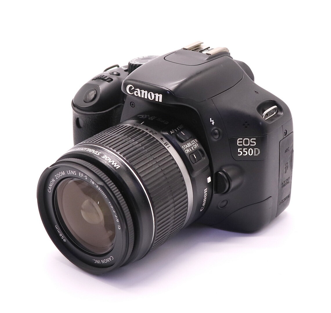 Canon EOS 550D kit (пробег 22950 кадров)