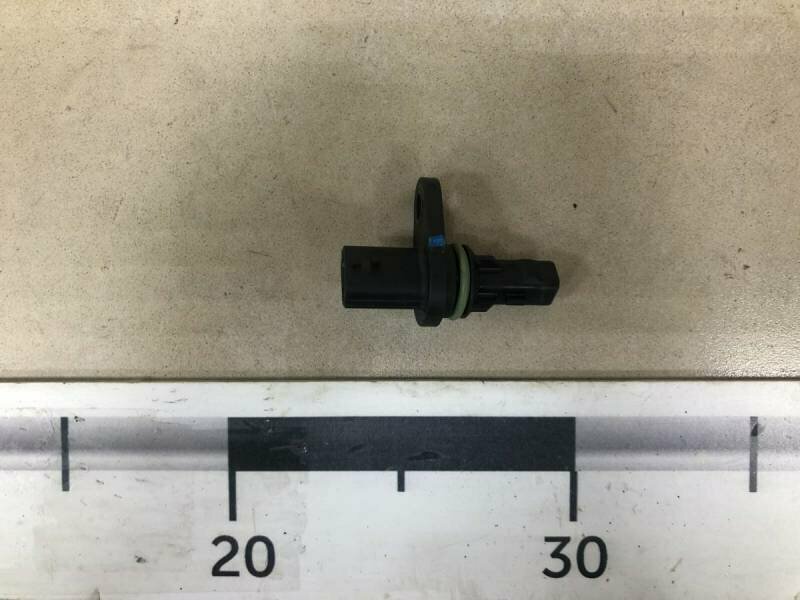 Датчик положения распредвала Renault Kaptur 2016 кат.номер: 23731ED02D