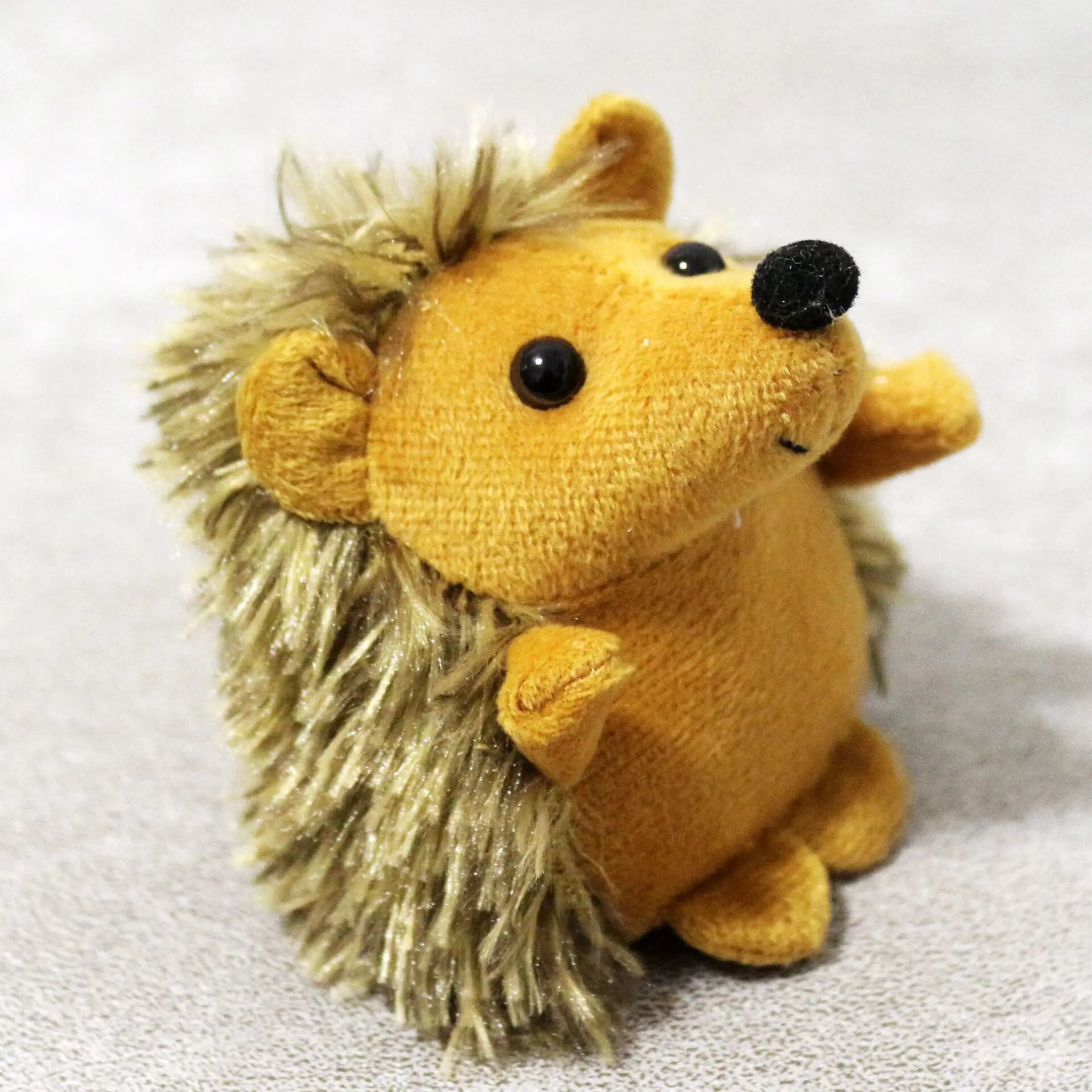 Мини плюшевые ежики Plushtoys