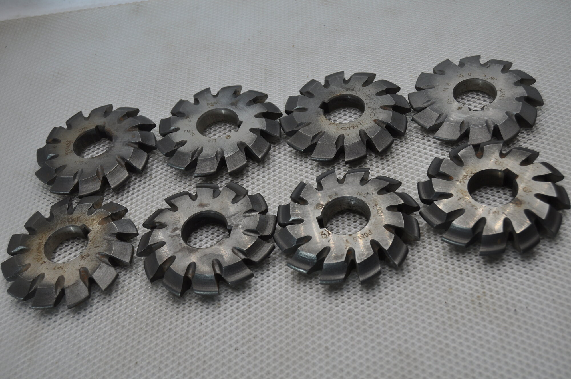 Фреза модульная М4 Р6М5 Z 12 20 (№1-8) комплект