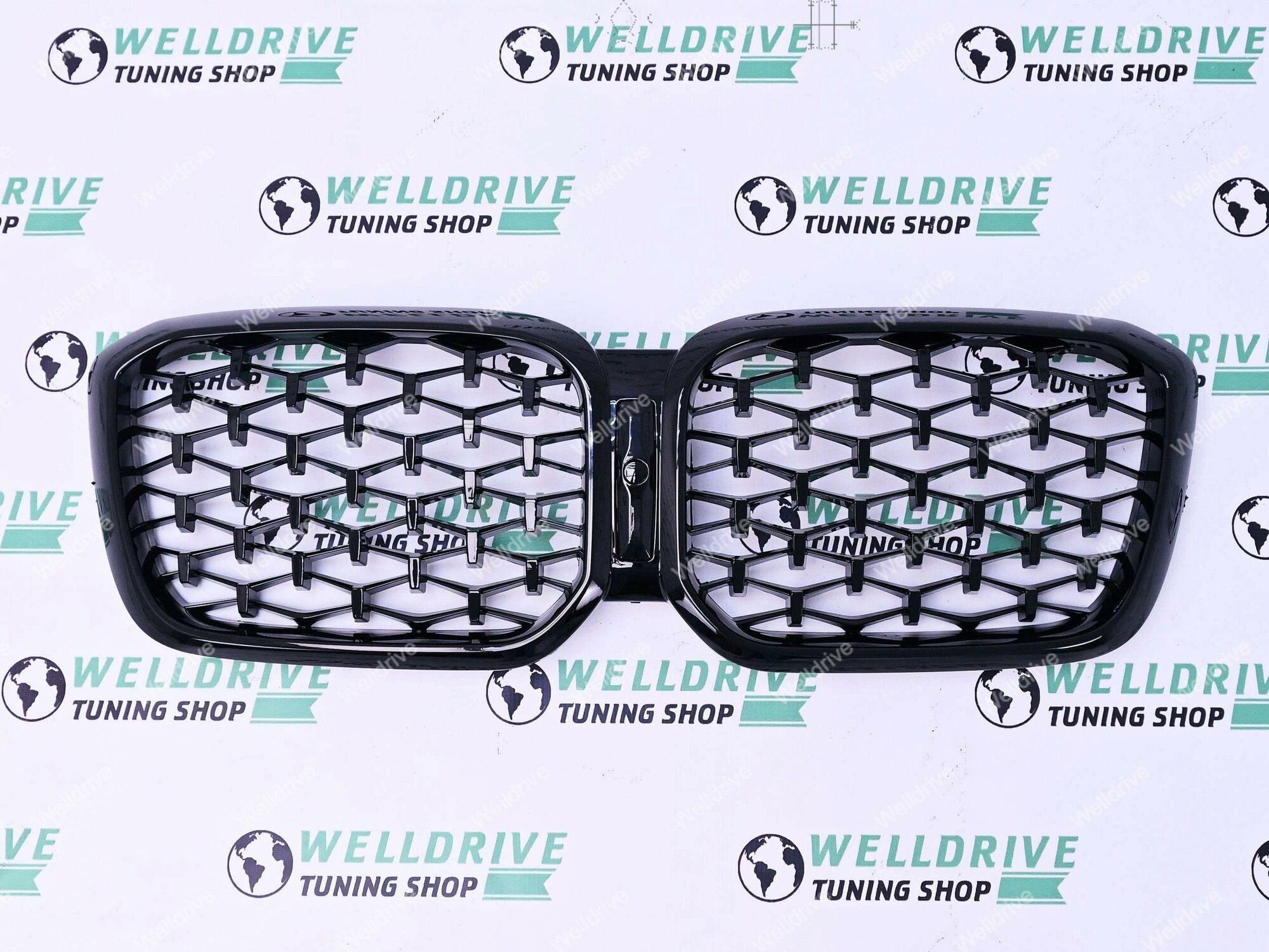 Решетка радиатора BMW X3 G01 X4 G02 рест Diamond черный глянец