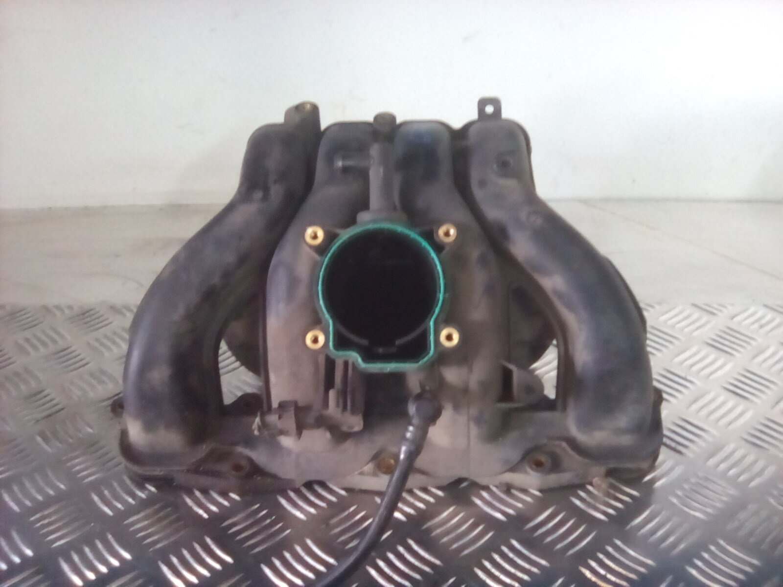 Впускной коллектор бензиновый SATURN VUE