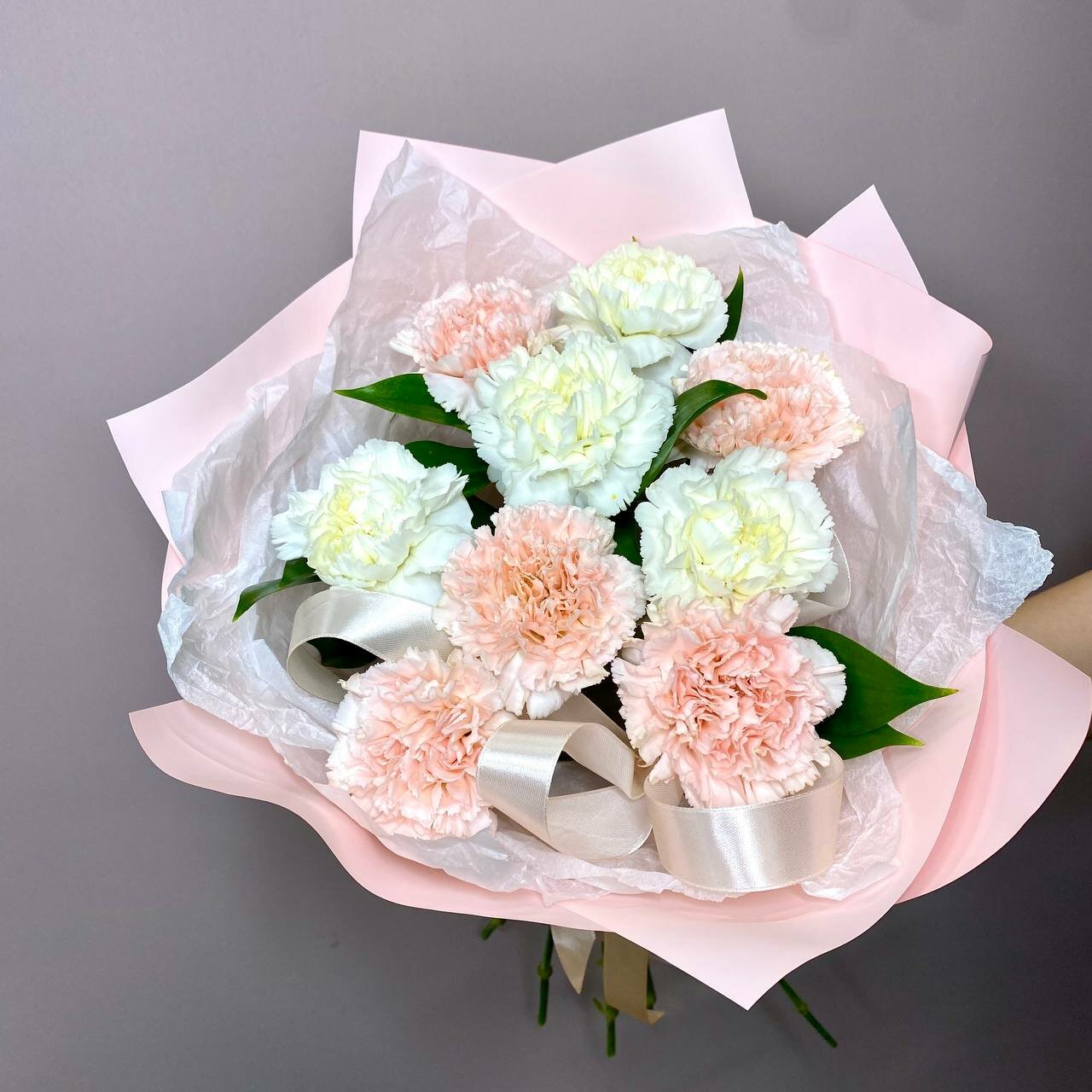 Букет из 9 диантусов в нежных тонах