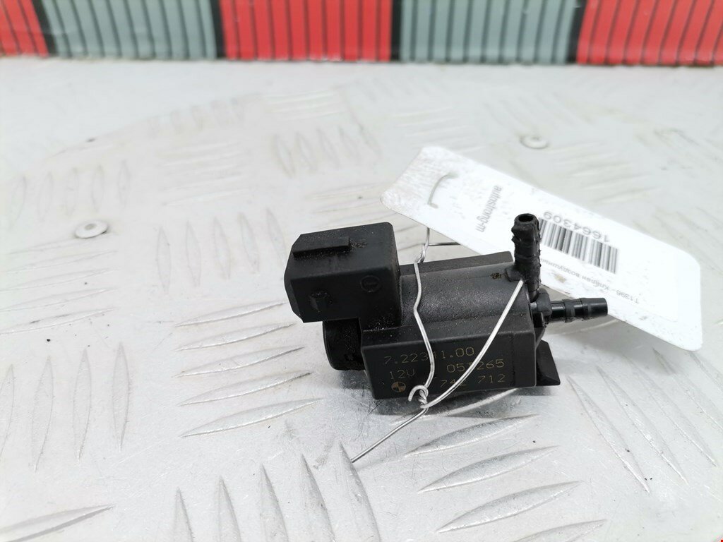 Клапан воздушный BMW 5-Series (E60/E61) 11747810831 арт. 1664309