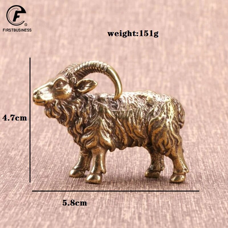 Миниатюрная медная статуэтка козы