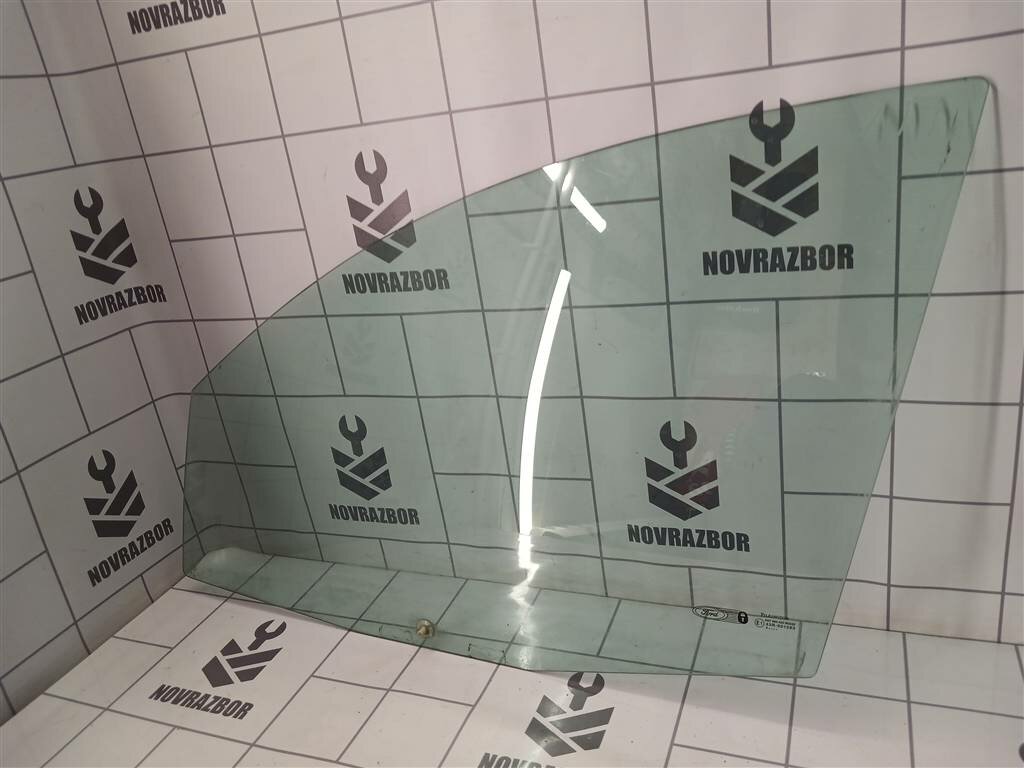 Стекло двери передней левой Ford Fusion 2002-2012