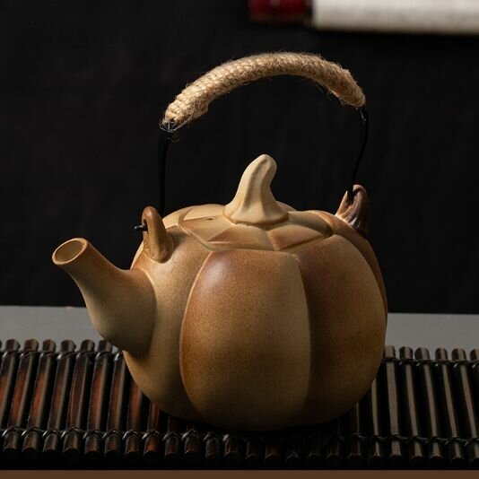 Керамический заварочный чайник с тыквой, 480 млНовейшие продукты на 2026 год