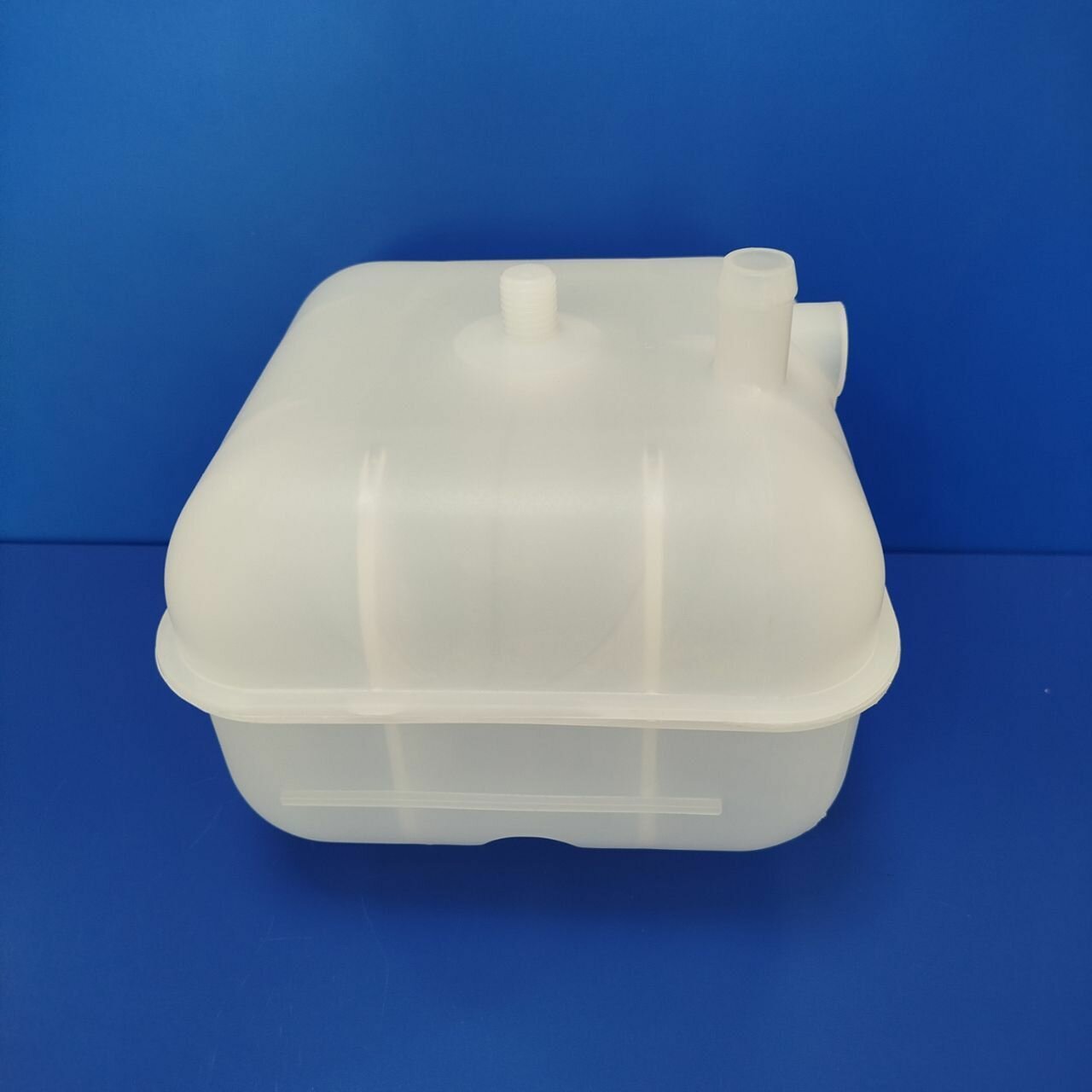 Бачок расширительный "UAD" для а/м ГАЗель дв. Cummins, ГАЗ 3309 Евро-4 под датчик