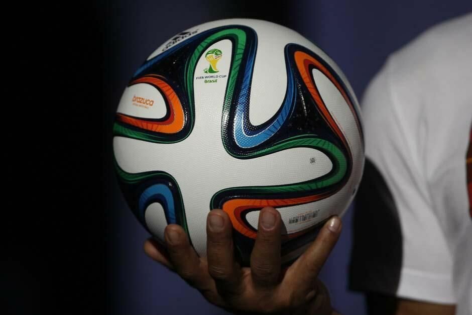 Футбольный мяч Brazuca — фото 1