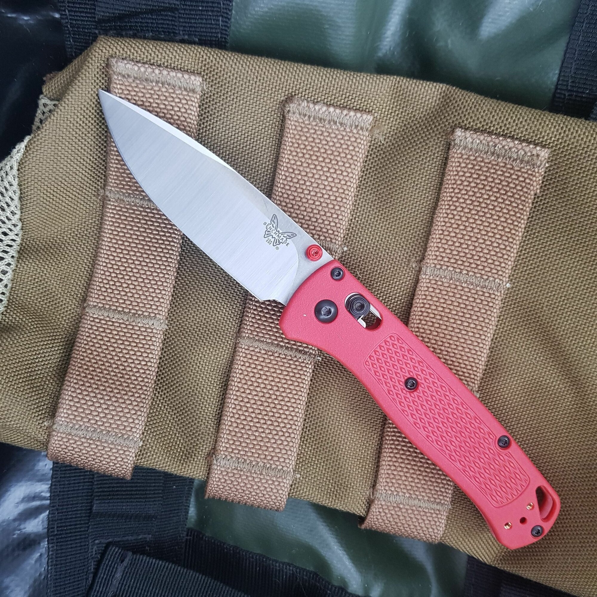 Нож складной BM 535R красный