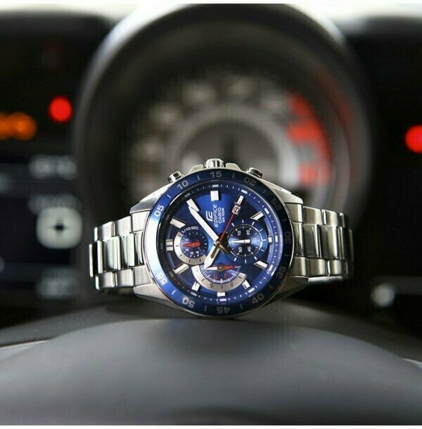 Наручные часы CASIO Edifice — фото 1