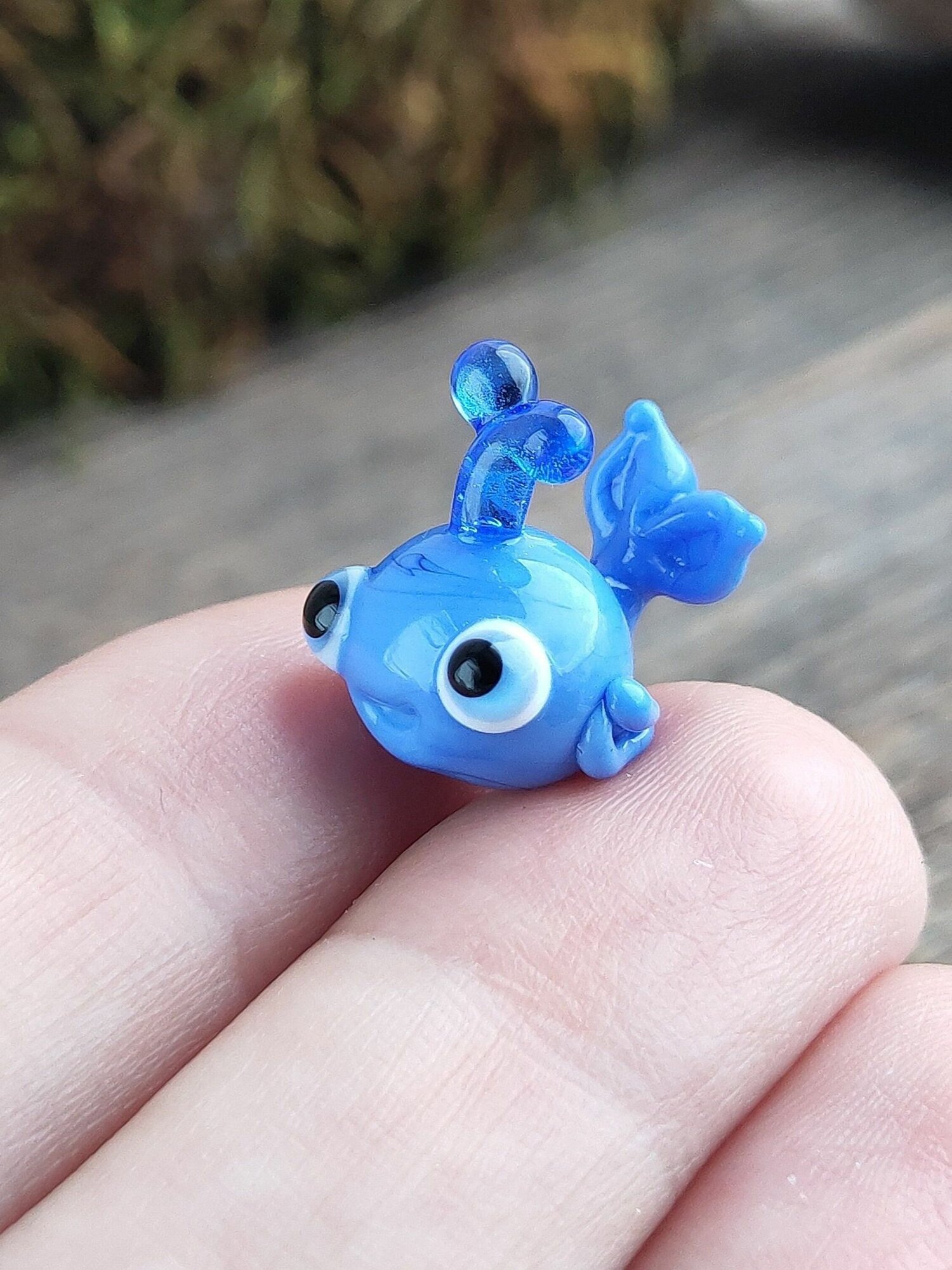 Фигурка стеклянная Кит статуэтка или сувенир из стекла рыбка