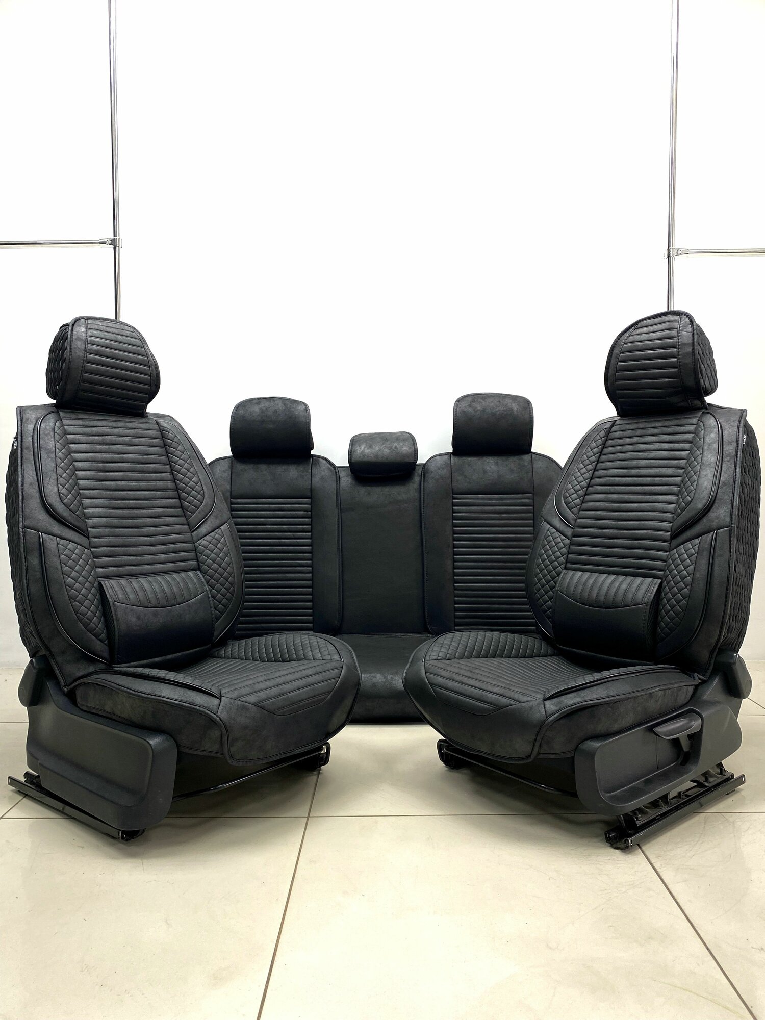 Автомобильные чехлы на сиденья, 5D нубук, комплект на весь салон с боковыми поддержками и поясничным упором