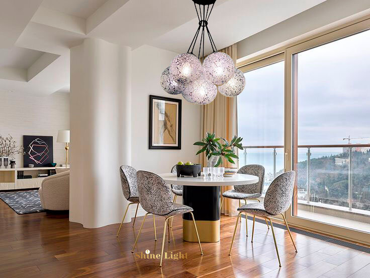 Люстра 6 серебристых шаров (подвесной светильник) битое стекло E27