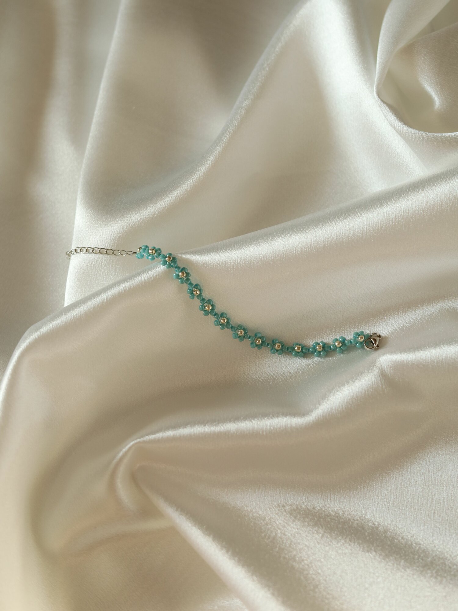 Браслет, бисер