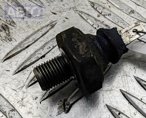 Датчик давления масла Volkswagen Transporter T4