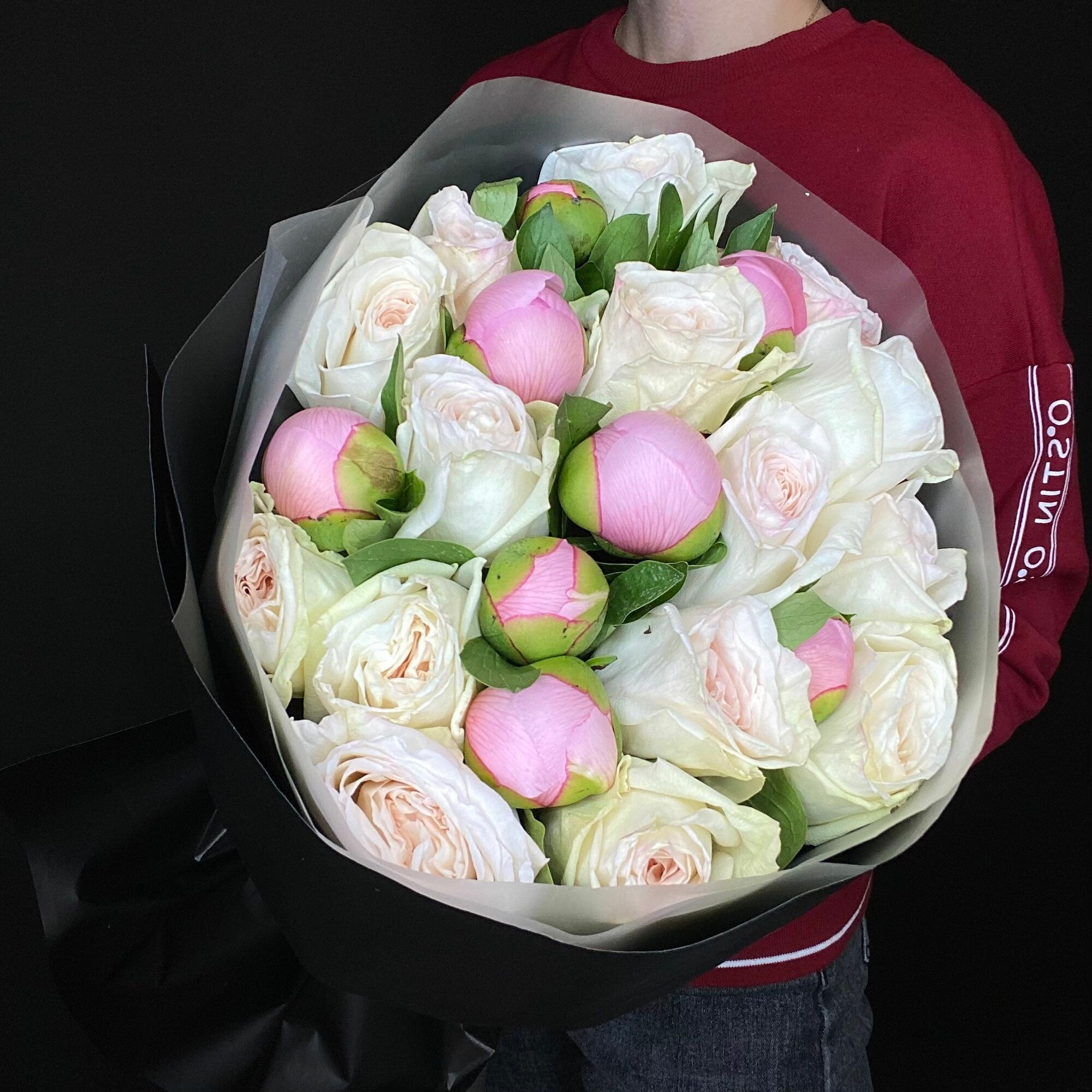 Розы с пионами — фото 1