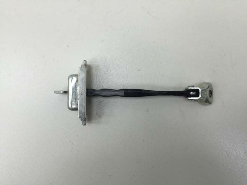 Ограничитель двери Toyota Rav 4 XA50 2018-2025