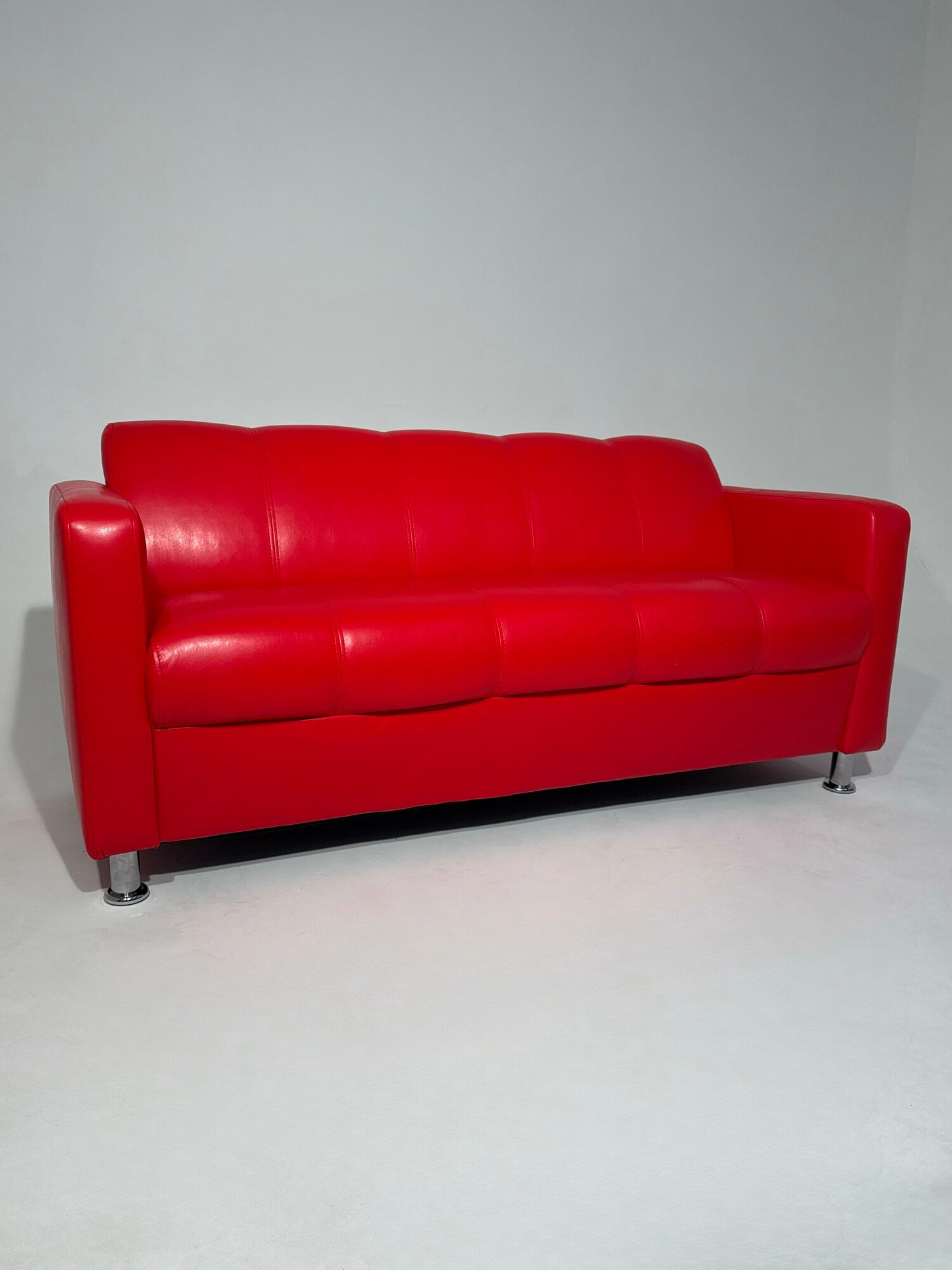 Диван офисный Baron, механизм Нераскладной, 160х70х73 см, красный