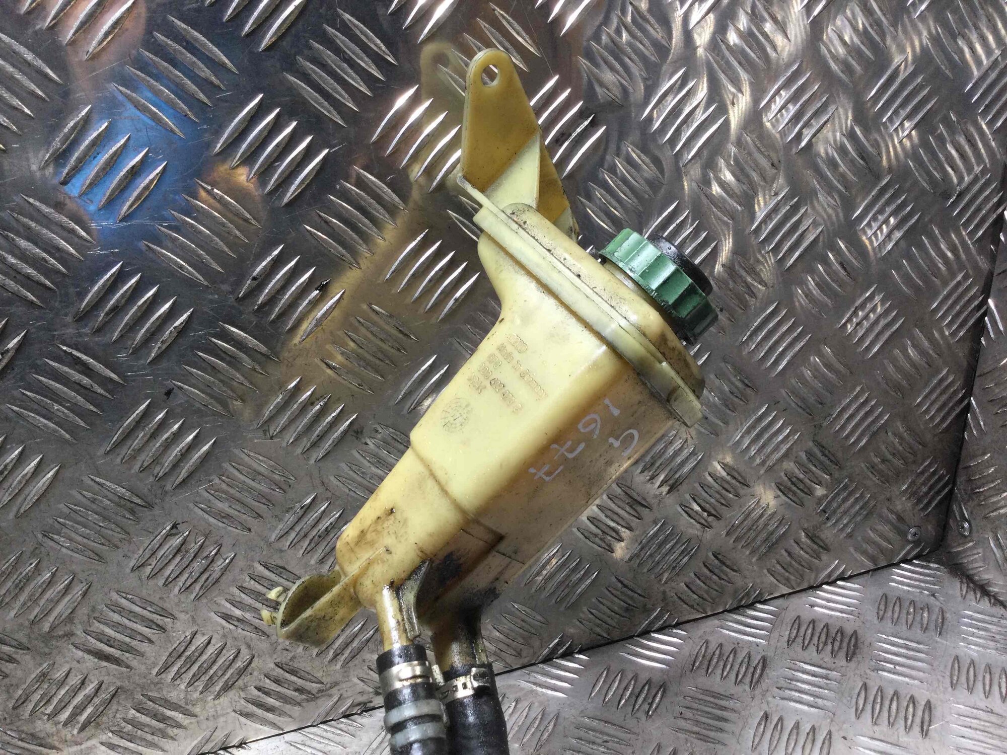 Б/У Бачок гидроусилителя Audi A4 B5 (1994-1999) 1999 г.