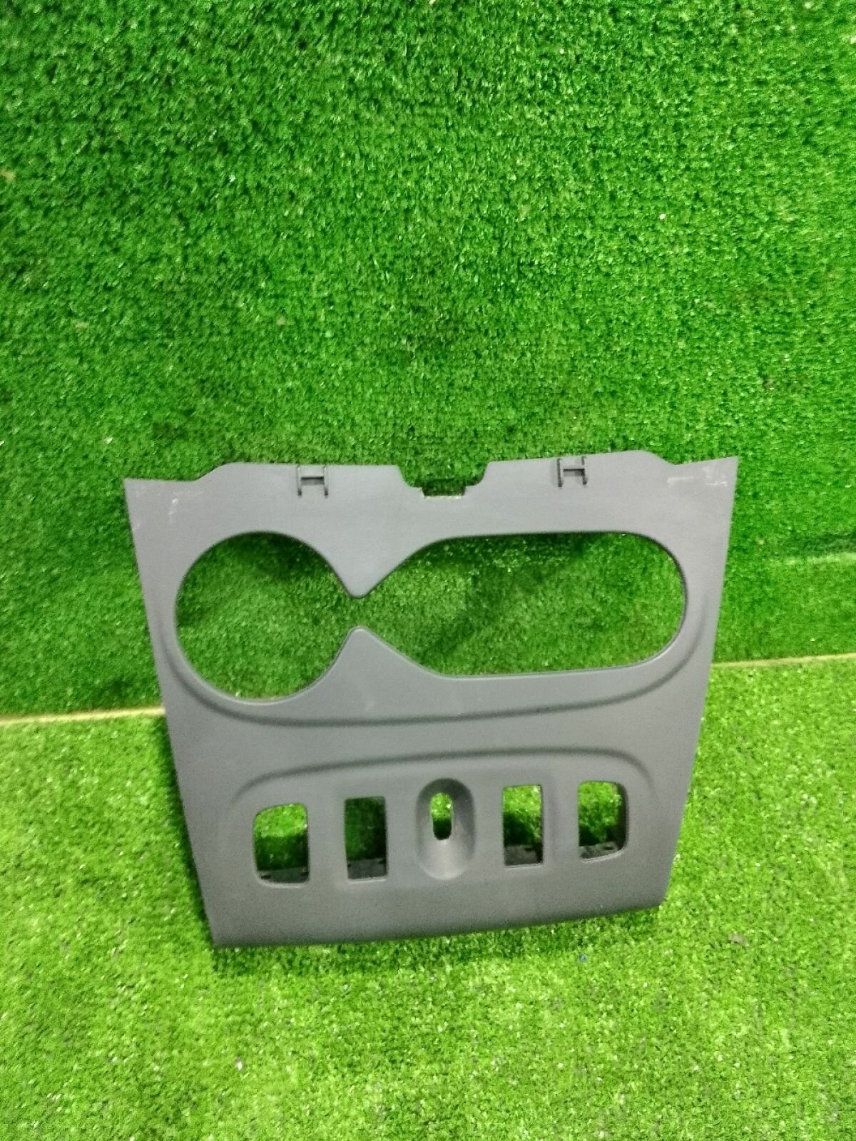 Накладка панели Renault Logan II Б/У с пробегом