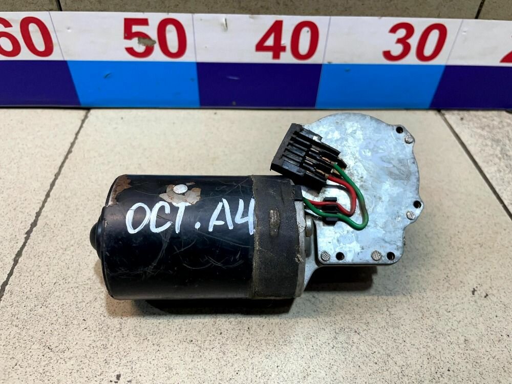 Моторчик стеклоочистителя передний Skoda Octavia A 1C0955119