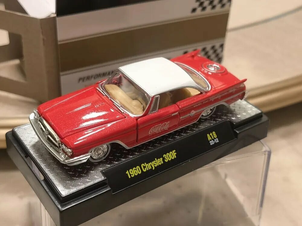 Машинка M2 MACHINES 1/64 1960 CHRYSLER 300F Christmas Die-cast Alloy Car Model Collection Gifts
