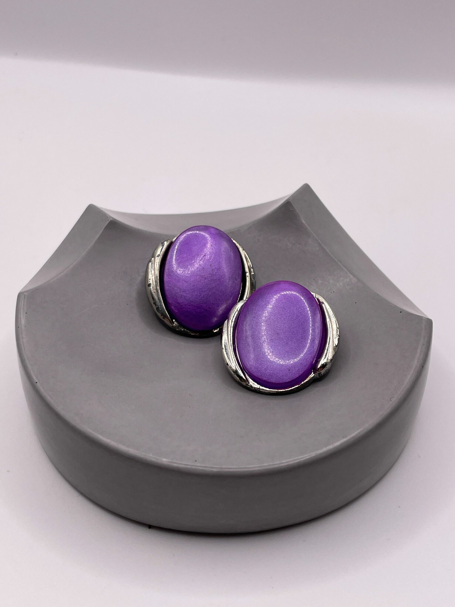 Серьги клипсы, пластик, под винтаж