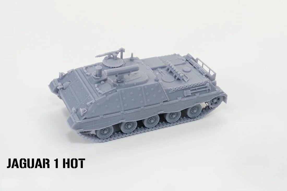 Jaguar 1 Hot. Ягуар 1. Масштабная модель 1:72.