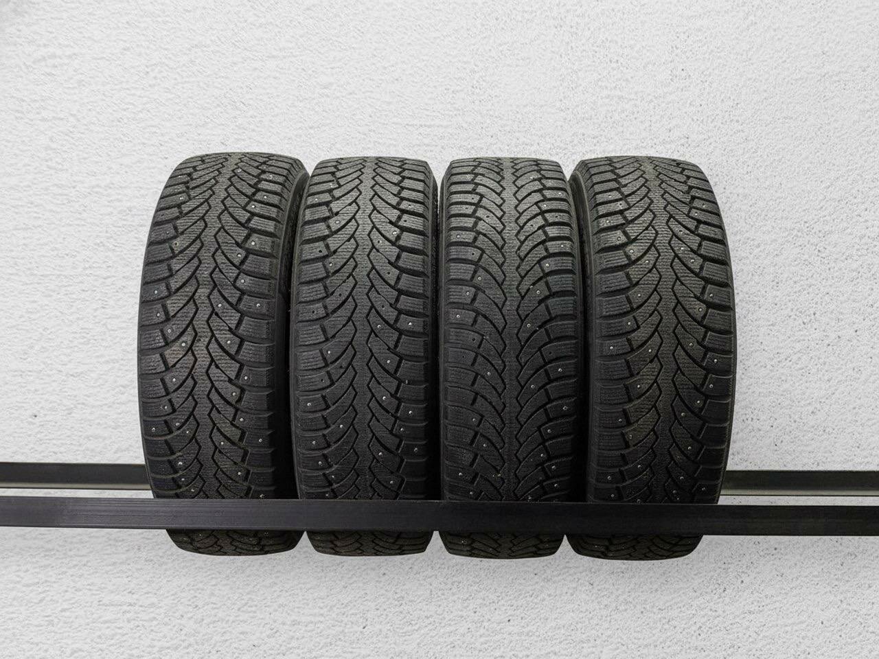 Зимние шины шипованные Formula Ice 215/60 R17 25.0% износ PT0009873 TSB050569