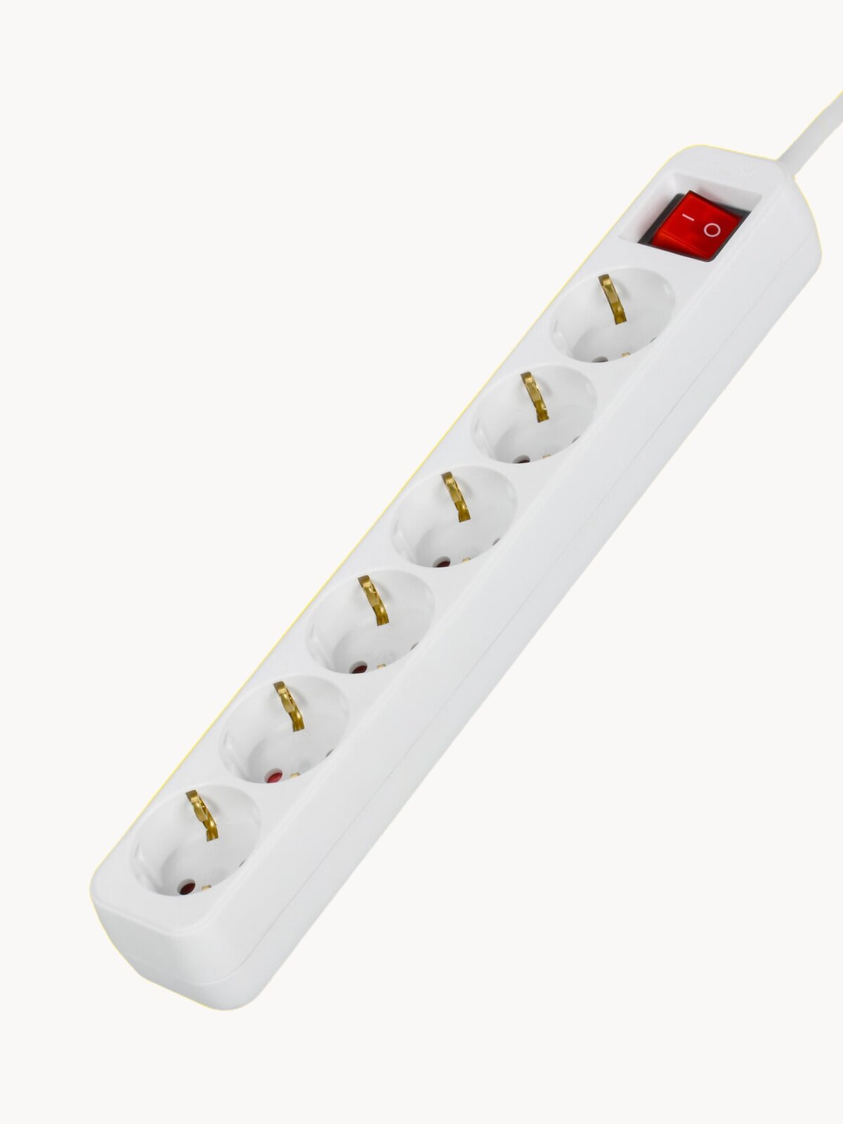 Удлинитель IEK UMA У06К, 6 розеток, 5м, 16А, 3680Вт, 2P+PE, 3х1.5мм2, IP20, белый, шторки, термовыключатель
