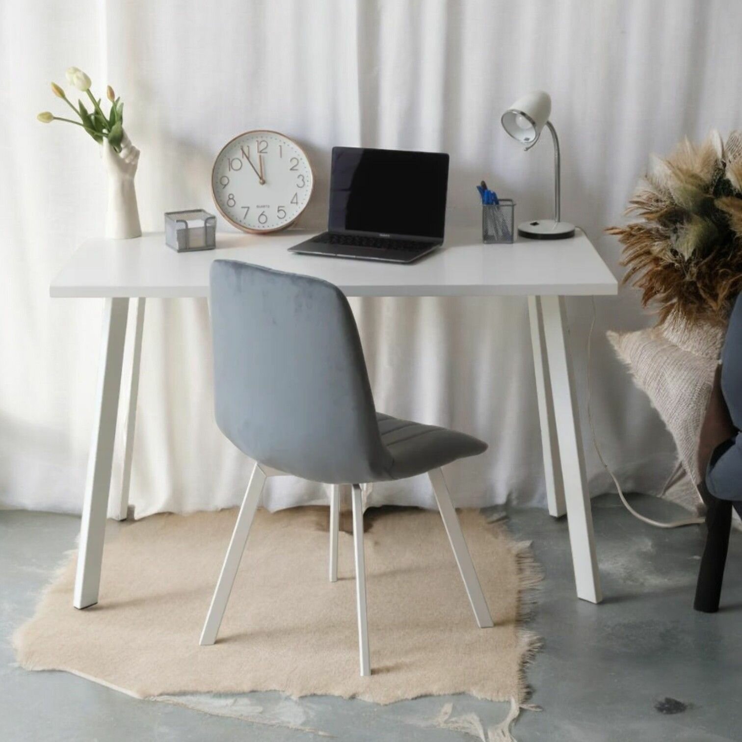 Игровой стол Компьютерный Белый 120*60 см. Ножки ник белые