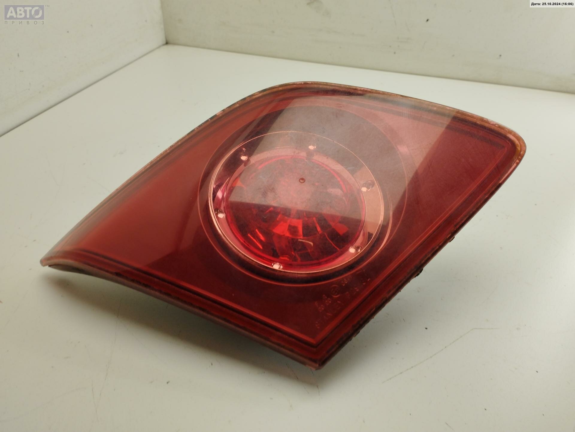 Фонарь крышки багажника левый Mazda 3 (2003-2008) BK