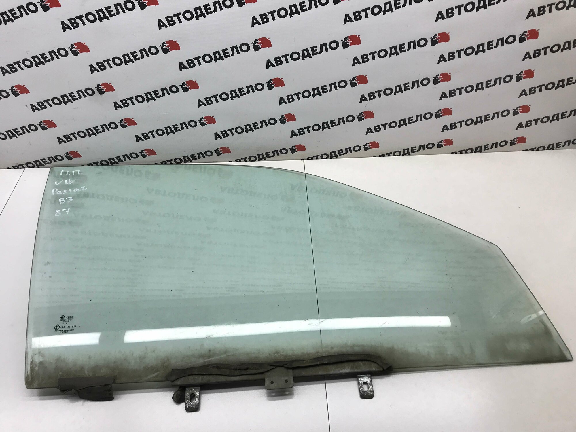 Стекло двери п/п Volkswagen Passat B3 1987 г.в