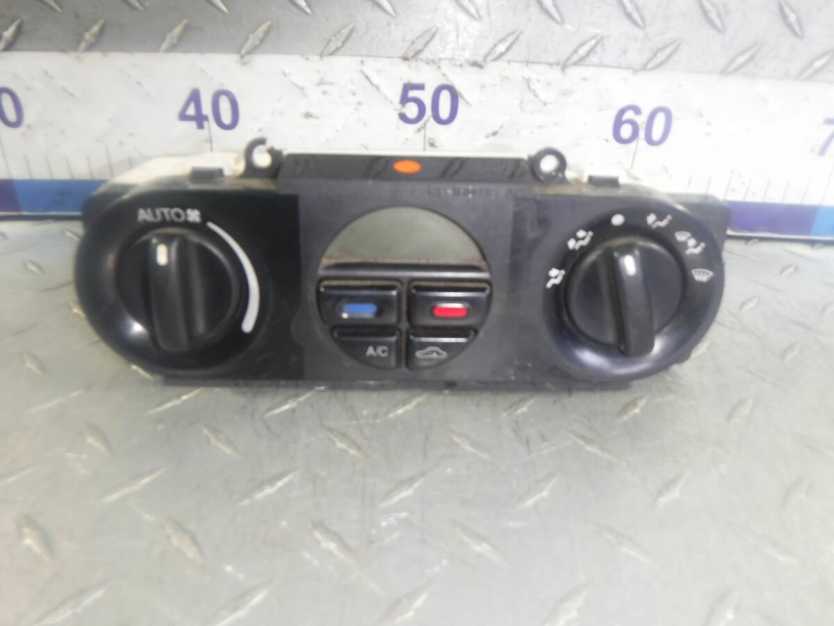 Блок управления отопителем Ford Mondeo II (1994—2001) 1027804