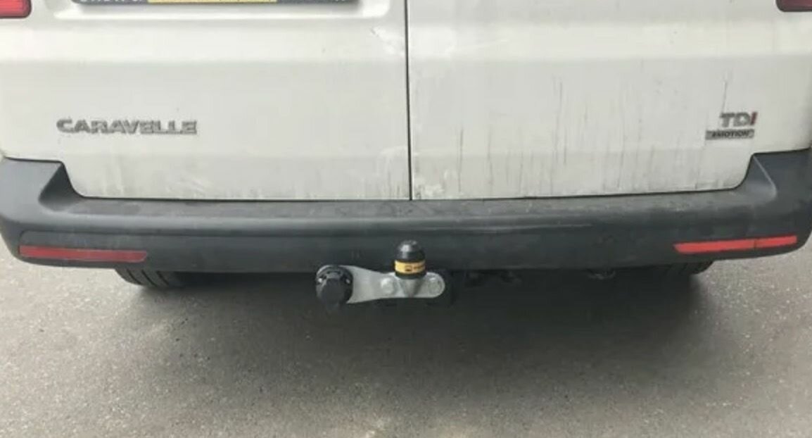 Фаркоп с эл-кой Smart для Volkswagen Transporter T5/T6 2003- (оцинк. Шар)(паспорт и сертификат в комплекте) 92705-FE. Motodor