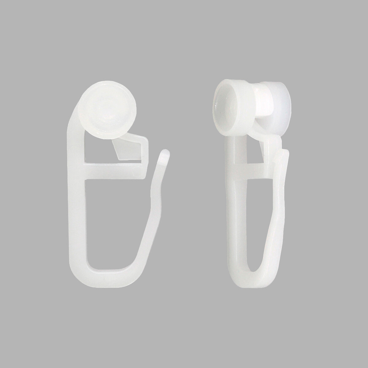 06-325 Крючок-ролик h-26мм, d-7мм пластик для потолочных шин, белый