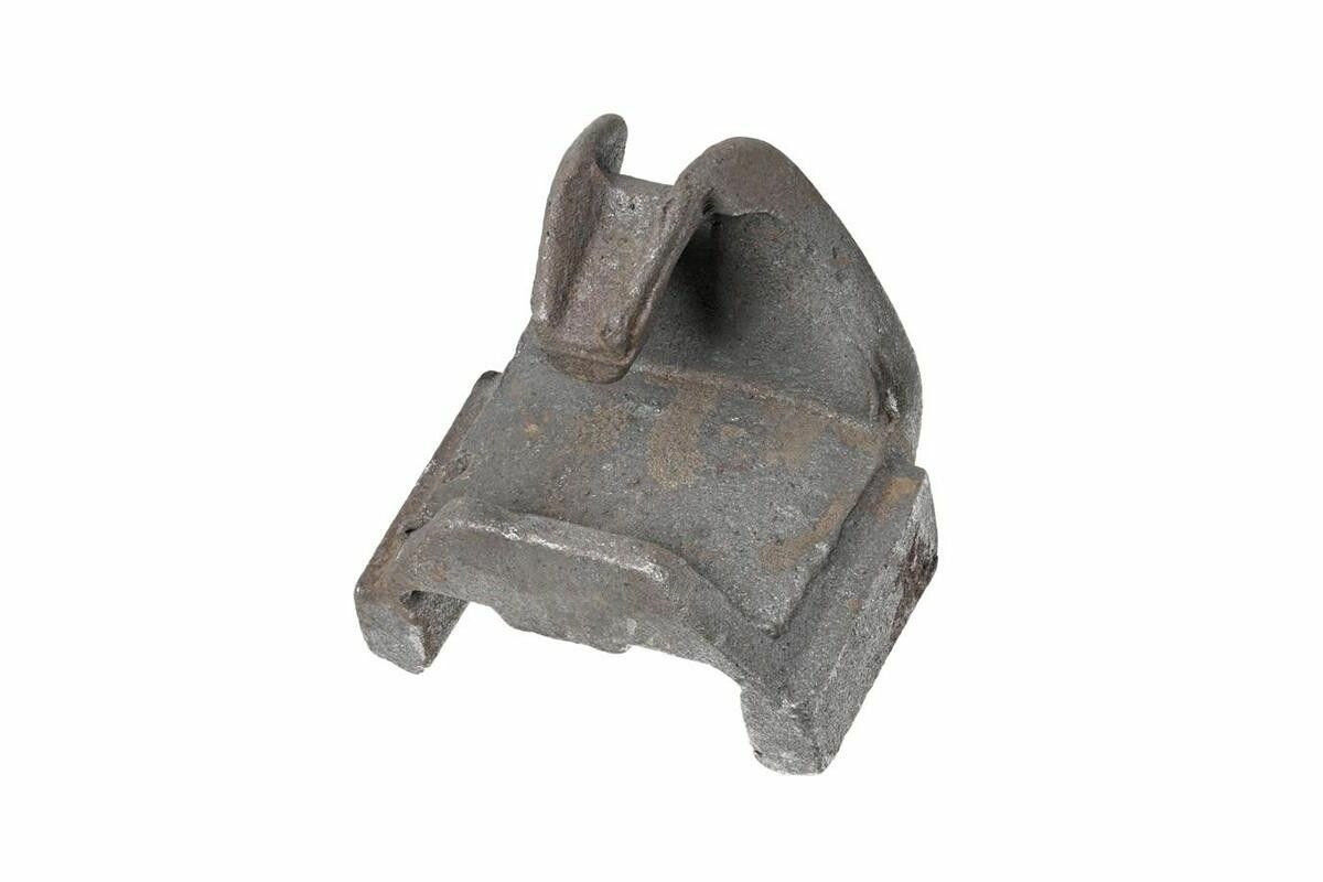 6303-2912038 Опора МАЗ рессоры задней (наварная) кзтш оригинальная запчасть ОАО МАЗ