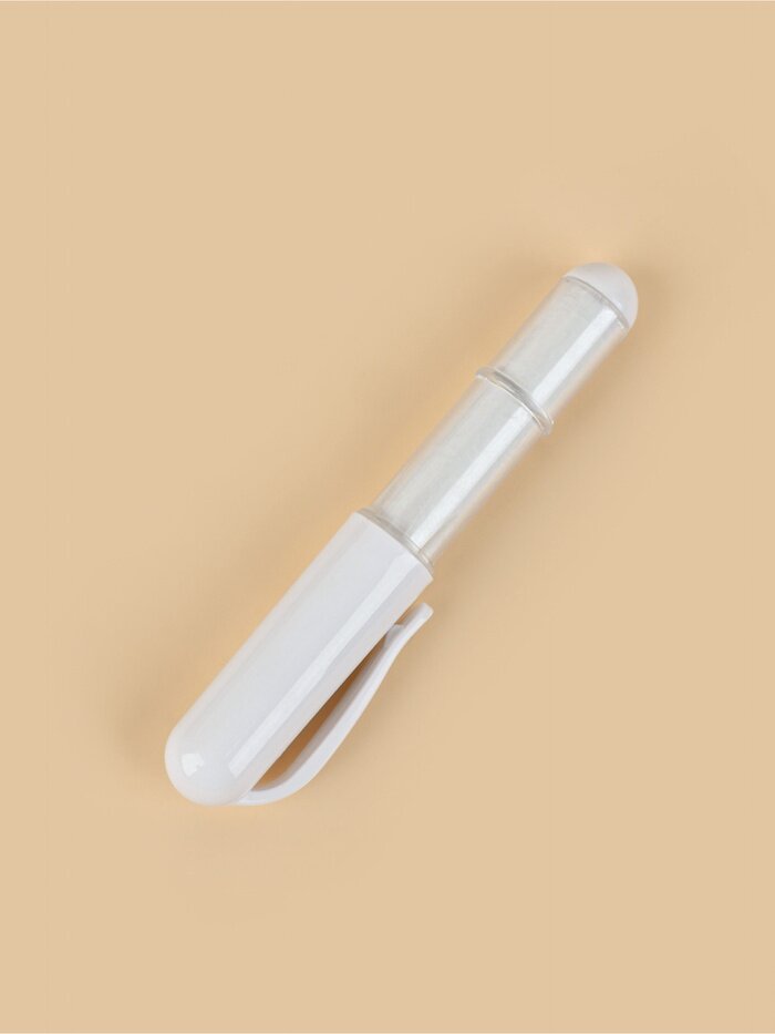 Мел карандаш для ткани TEIRA, с пудрой, 10.5×2 см, белый