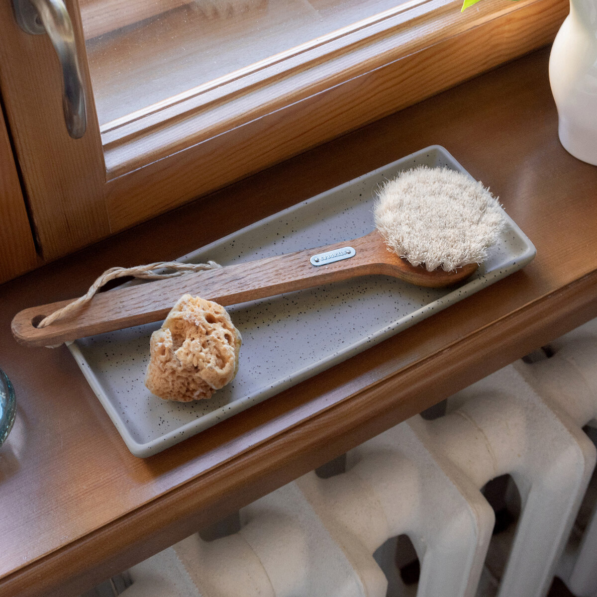 Декоративный поднос керамический Naturel Moroshka цвет Бежевый