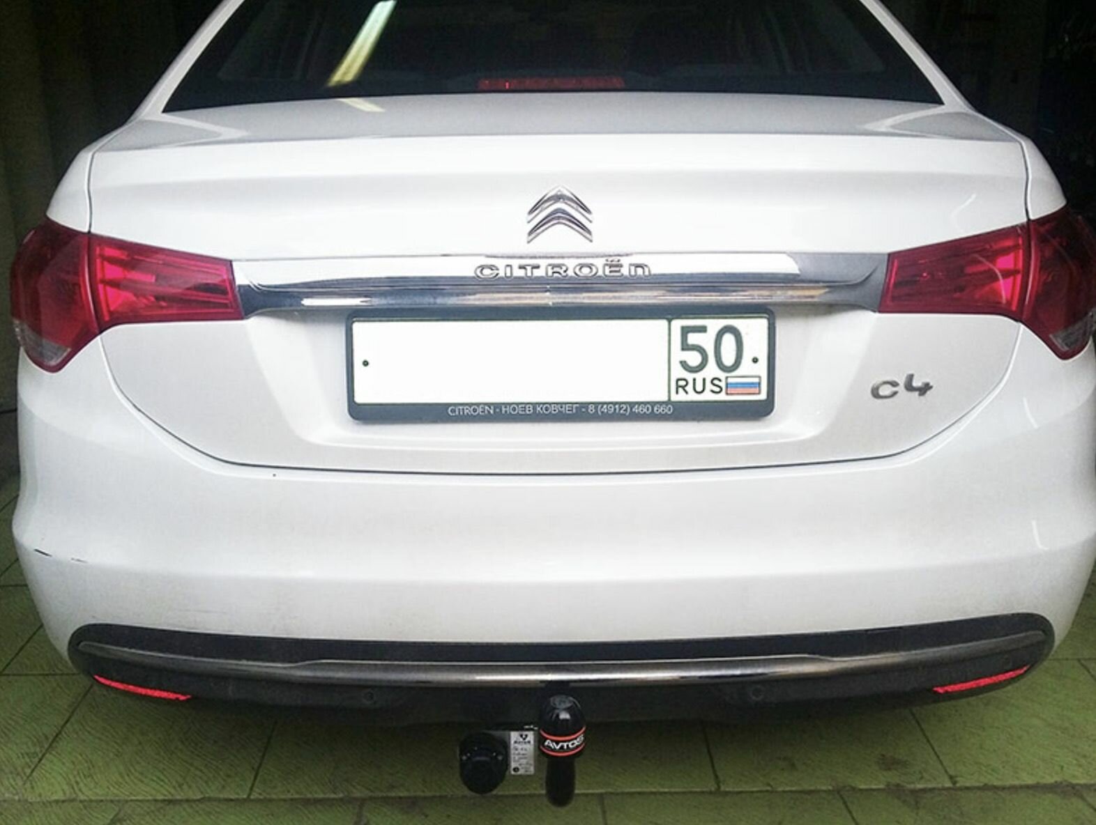 Фаркоп на CITROEN C4 (2013-) (без электрики, паспорт/сертификат в комплекте) Автос. CN 01