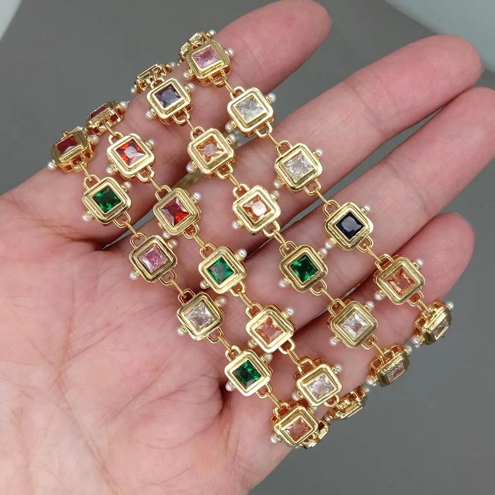 Многоцветная квадратная цепочка с кубическим цирконом, латунная, 1 метр