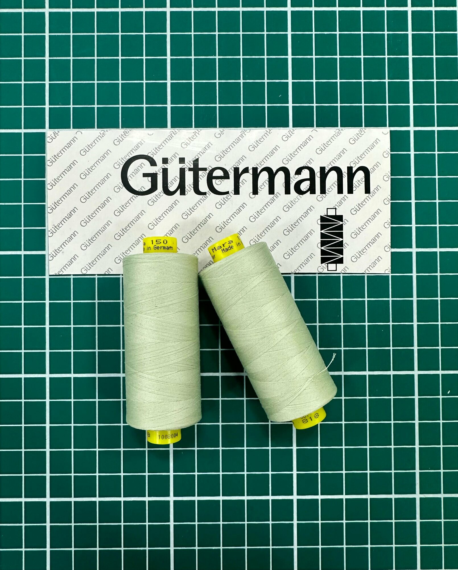 Gutermann Mara 150; col: 818 (1000 м) Нитки для шитья