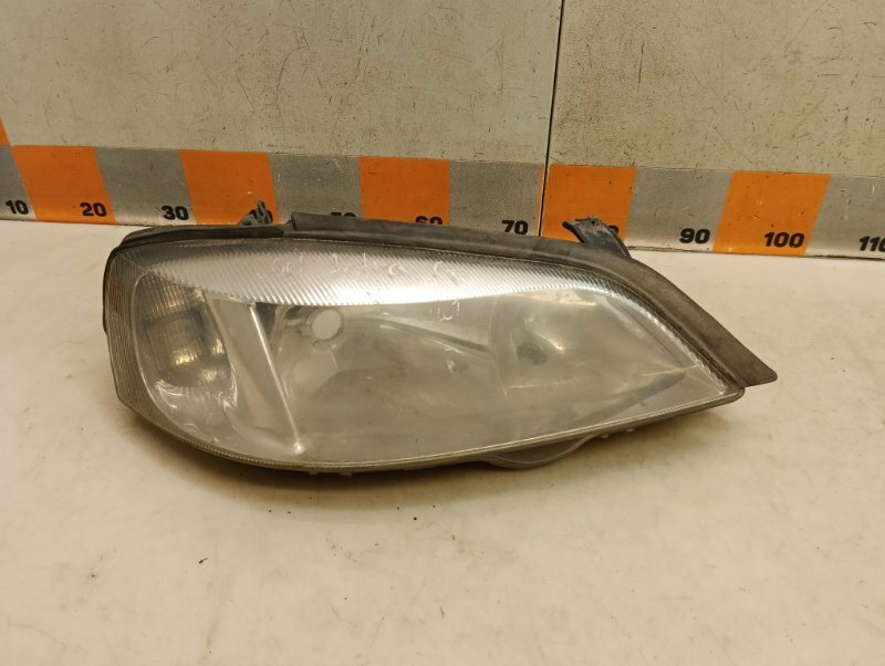 Б/У Дефекты-крепления сломаны, оригинал Фара правая Opel Astra 2001 G, F08 392857 OPEL арт. 13132456